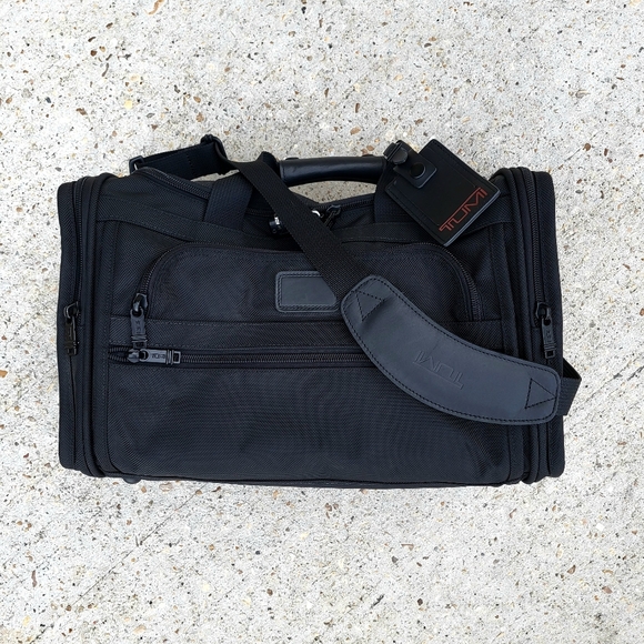 Tumi | Bags | Tumi Alpha Black Ballistic Nylon Duffel Weekender Bag ...